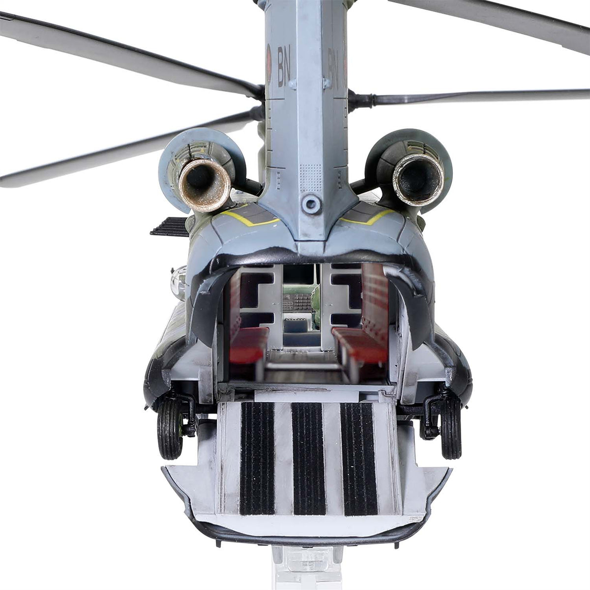 Waltersons チヌークHC.1（CH-47C） イギリス空軍 第18飛行隊 フォークランド紛争時 1982年 ZA718 1/72 ...