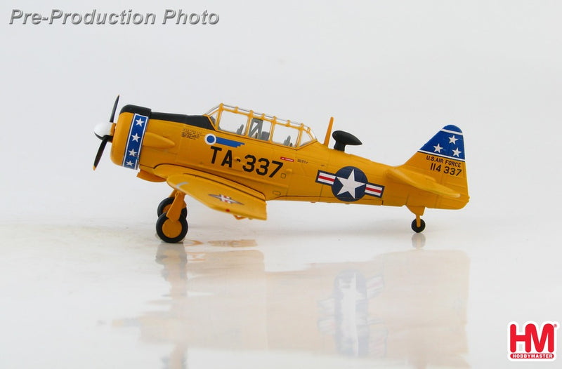 Hobby Master T-6Gテキサン アメリカ空軍 第75戦闘迎撃飛行隊 プレスクアイル基地・メーン州 52年 TA-337/#51 ...